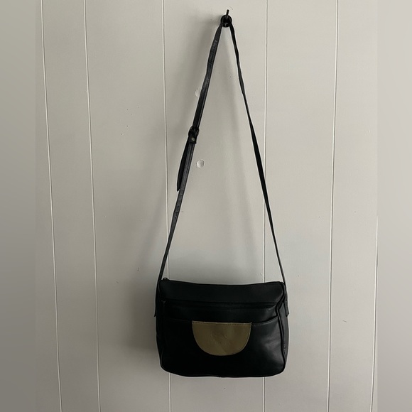 Perry Ellis | Bags | Vintage Perry Ellis Black Leather Crossbody Bag ...